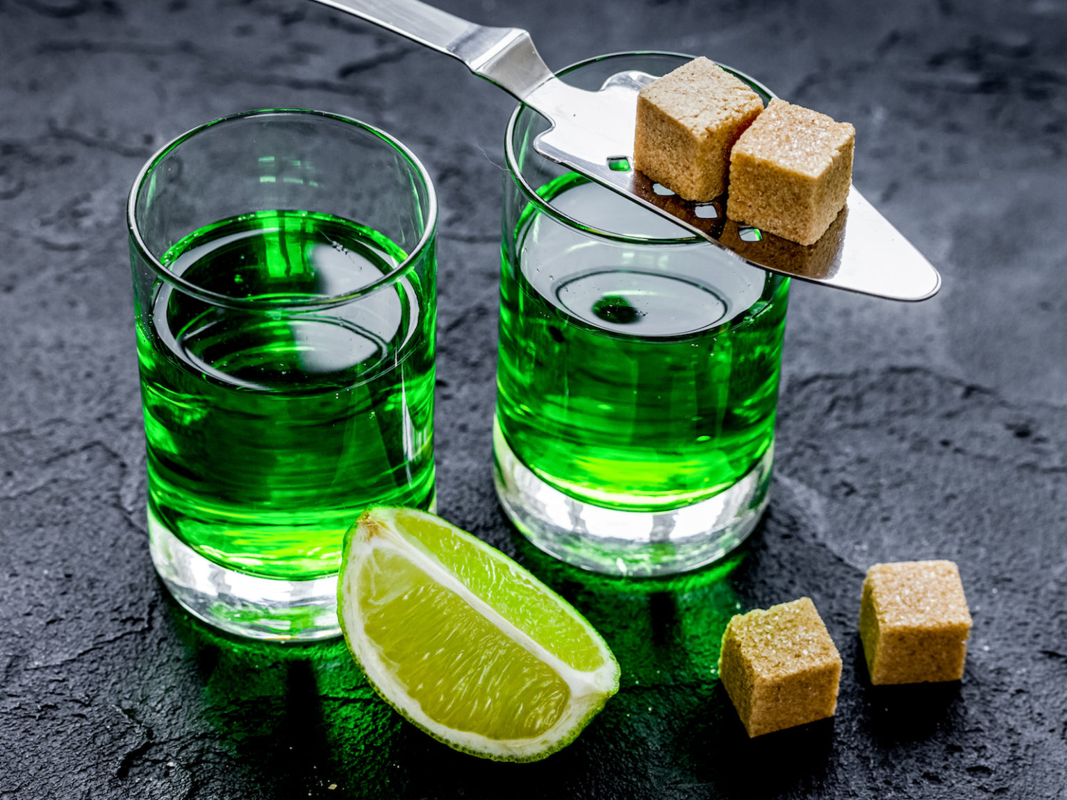 Absent Nasıl İçilir? Absinthe Nasıl İçilir? – İçki Tarifleri